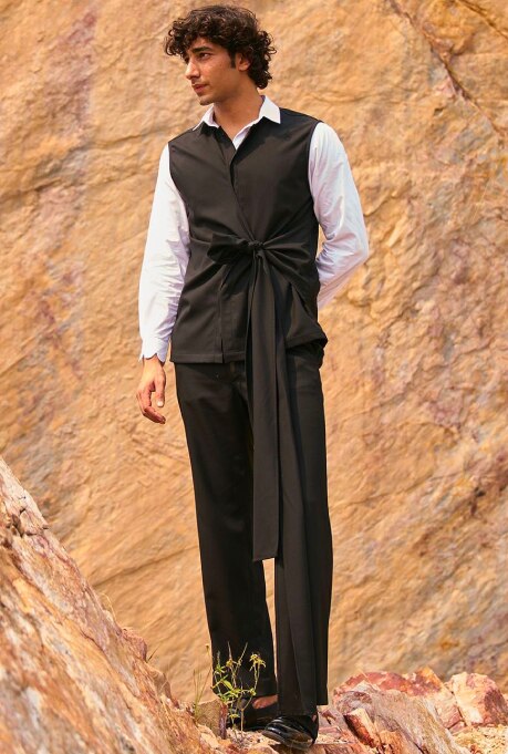 First Look | Fashion, Lifestyle, Interviews, Events, Shopping.